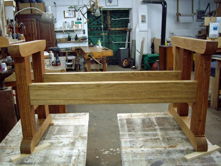 Traditional Cabinet Makers Bench - Traditional Woodworker