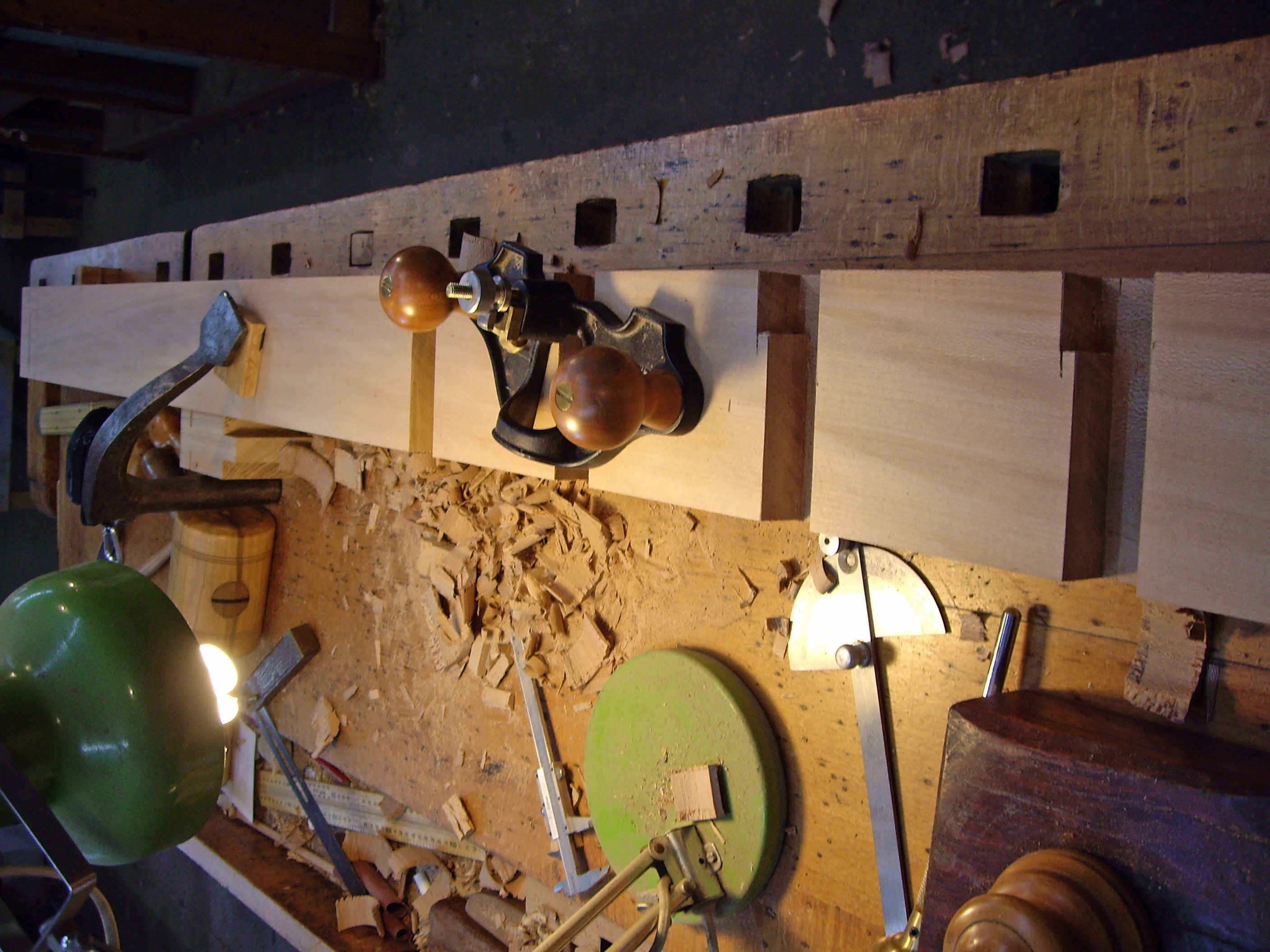 Traditional Cabinet Makers Bench - Traditional Woodworker